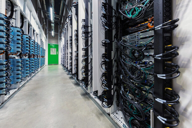 Microsoft planeja construir dois data centers em San Jose – Avalache ...